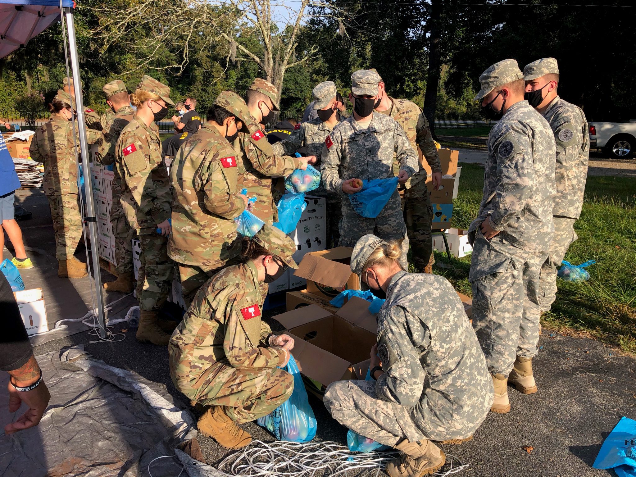 Citadel cadets and students volunteer for veterans in need - The ...