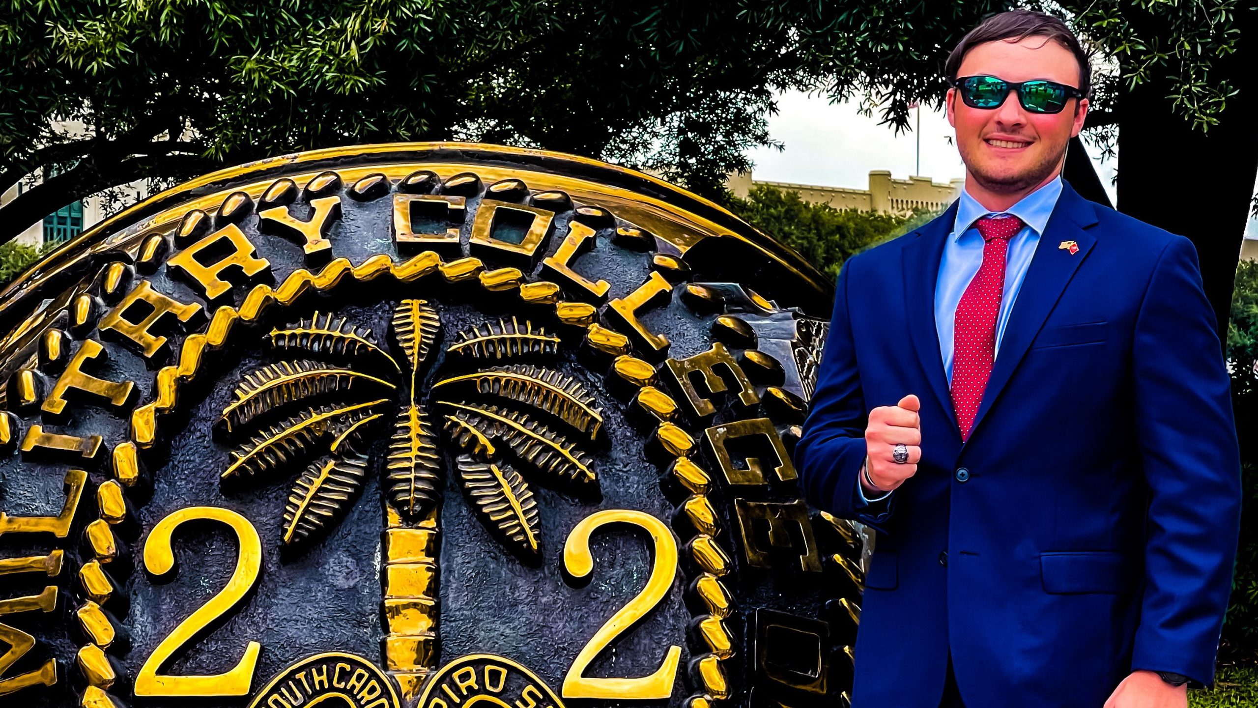 "Shut up and push forward": Meet Marine Corps veteran student Dimitri ...